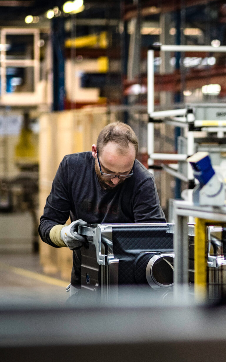 For Manufacturers - Jakamo